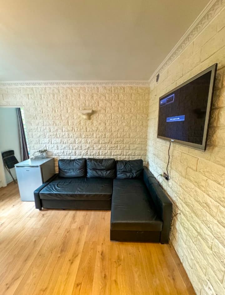 F2 Meublé Climatisé - Aubervilliers