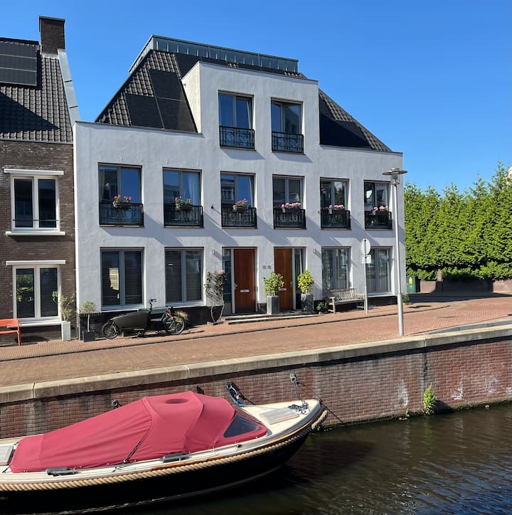 Grachtenpand Nabij Utrecht - Utrecht