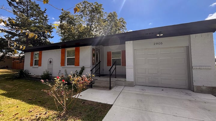 Greenville Getaway !New! - Greenville, TX