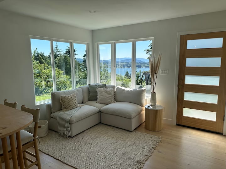 The Mini Repose (Guest House) - Bellingham, WA