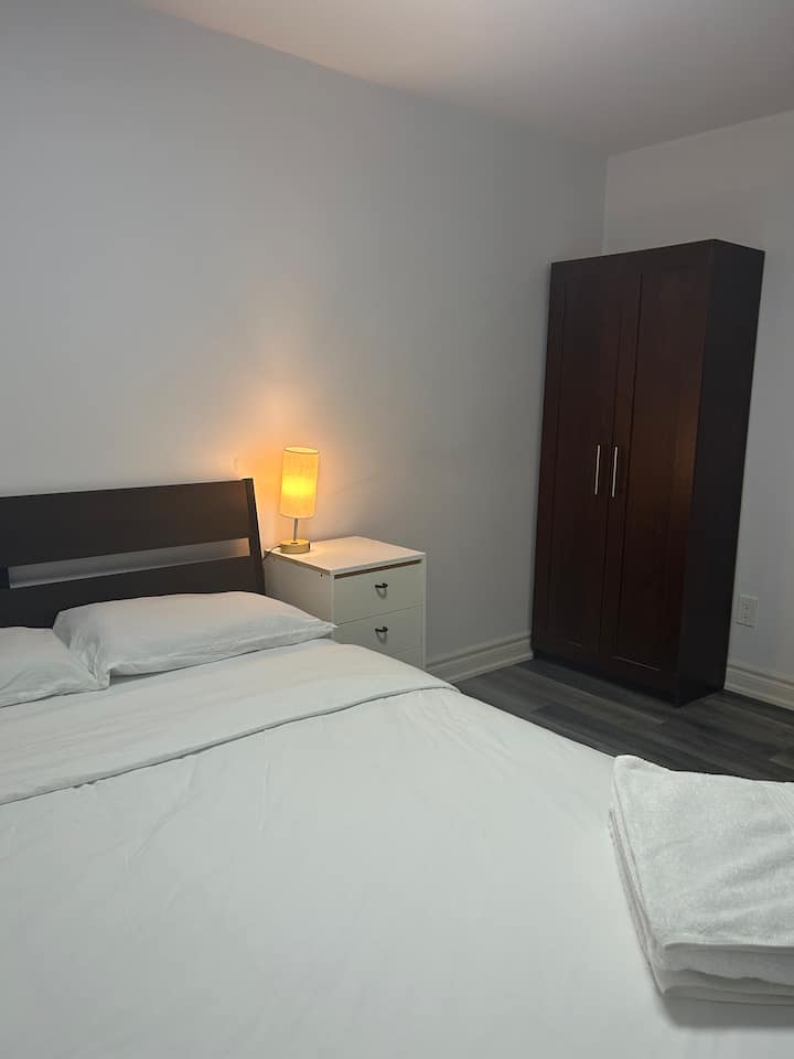 Sweet Home - Bradford, ON, Canada