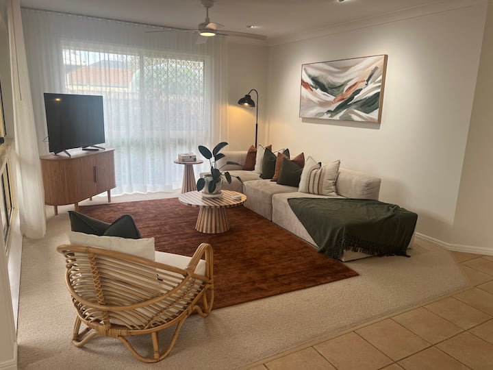 Two Cozy Burleigh Homes In One! - Gold Coast