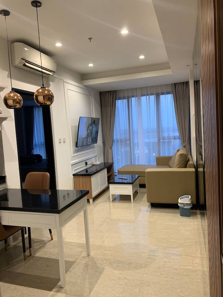 Branz Luxurious And Cozy Apartment Bsd City - Jakarta