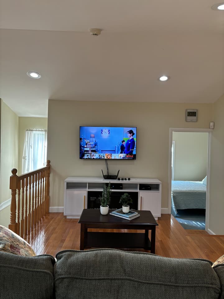 Charming 3 Bedroom Cortlandt Manor - Peekskill, NY