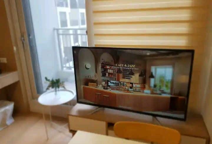 휴일엔 17에서 # 광교호수공원 #갤러리아백화점팝업구경#교보문고 #카페거리 티라미수 - Suwon-si