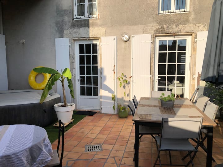 Agréable Maison Familiale, Jaccuzi Village, Plages - Châtelaillon-Plage