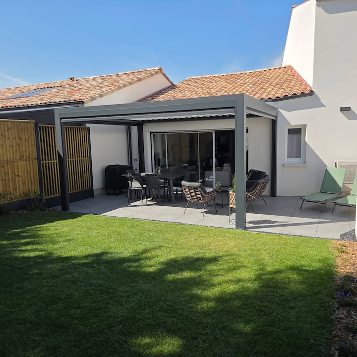 Maison Proche De La Coulée Verte Et Commodités - Apremont