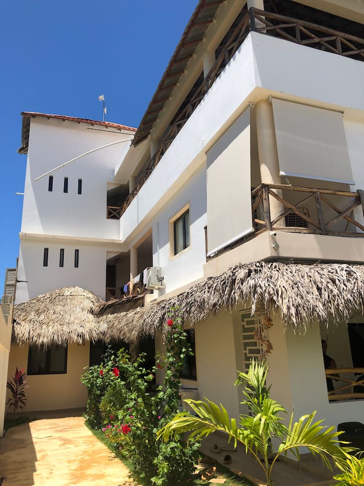 Residencial Yasami 2 - Habitacion “Carpintero” - Dominicaanse Republiek
