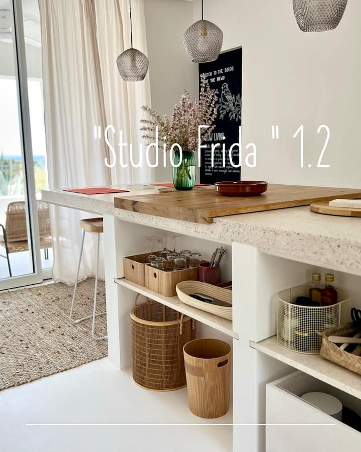 Melba Boutique - Studio 1.2 - Frida - Maslinica