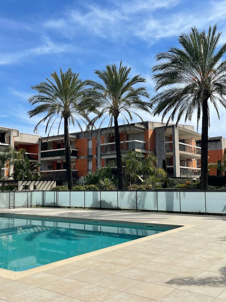 Superbe T2 En Bord De Mer, Piscine, Clim, Garage - Plage des Bouches du Loup