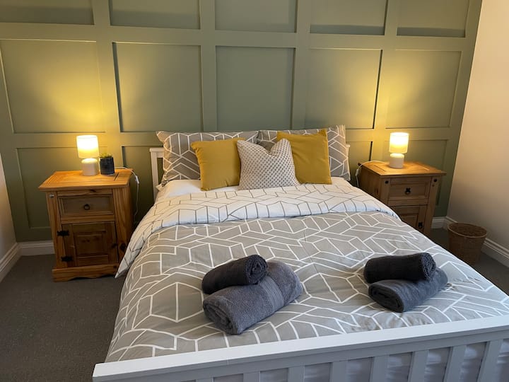 Oaktree Cottage 1 Bedroom Cottage - Totnes