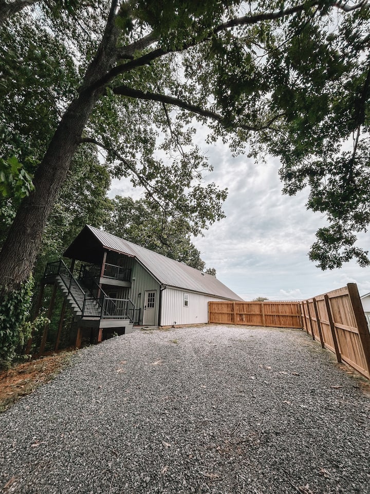 Mockingbird Hollow - David Crockett Birthplace State Park, Limestone