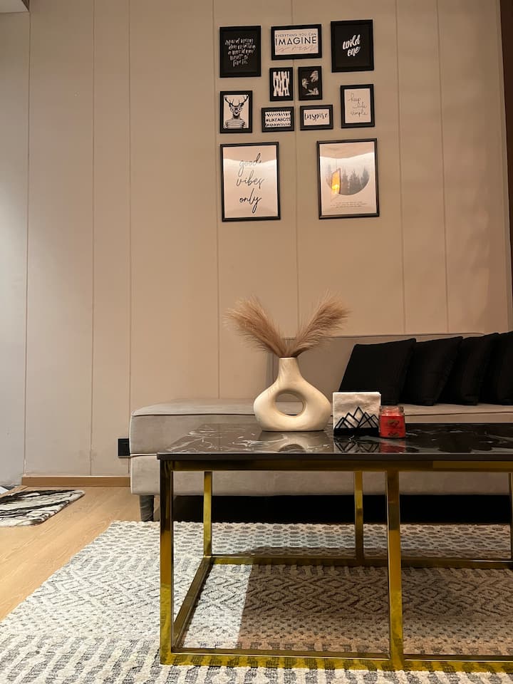 The Celestial Cove - A Luxury Studio - India