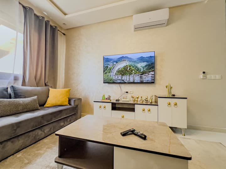 Appartement En Plein Centre-ville , 5min De La Mer - Tangier