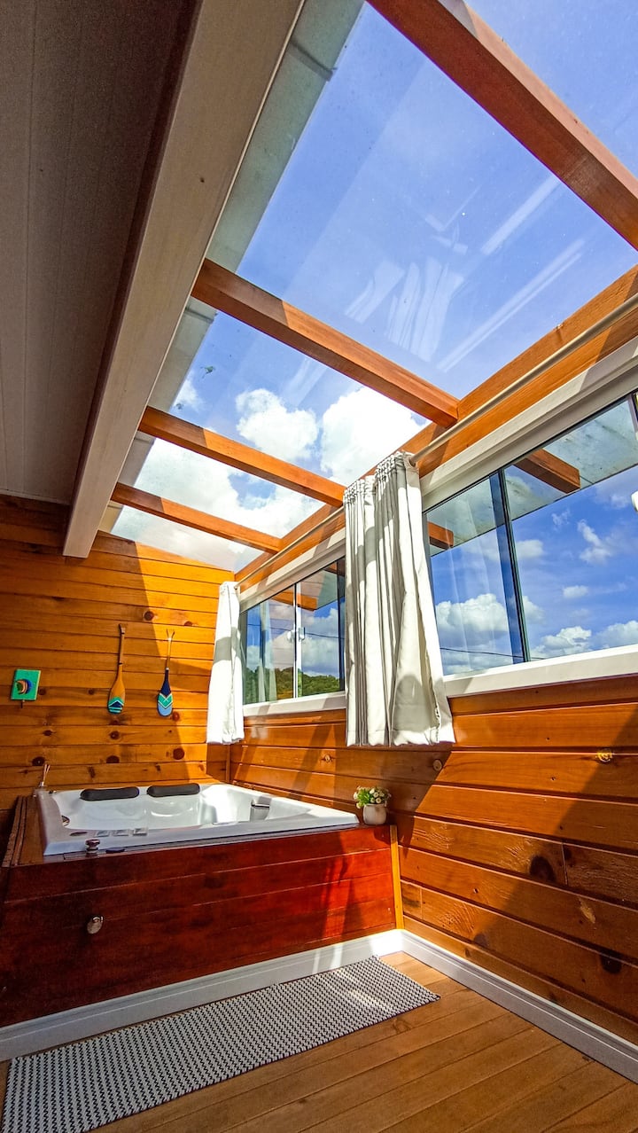 Cabana Torre Com Hidro & Adega Frente Lago - Machadinho