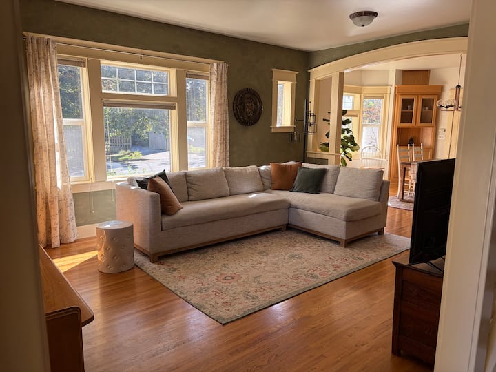 Traditional Craftsman Home In Mt. Tabor - Portland, OR