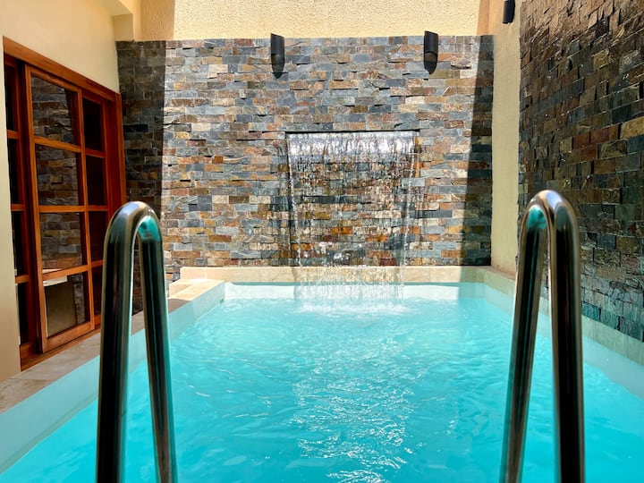 Luxury 7br Villa • Pool, Jacuzzi & Sauna, Old City - Cartagena