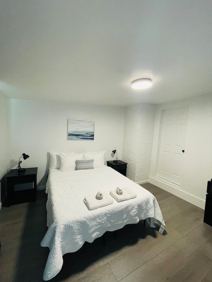 Private Bathroom#fridge#tv70”#dover#parkingfree - Dover, DE