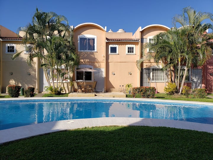 Casa Para Vacaciones Familiares - Zihuatanejo