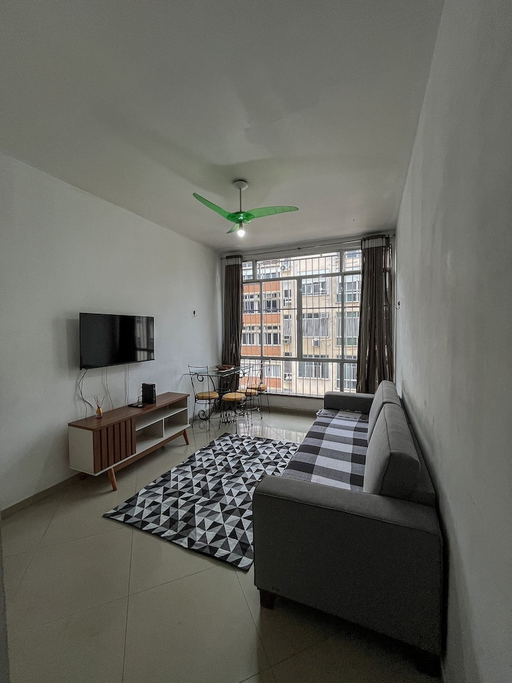 2 Bedrooms In Copacabana 240m From The Beach, Posto 2 - Rio de Janeiro