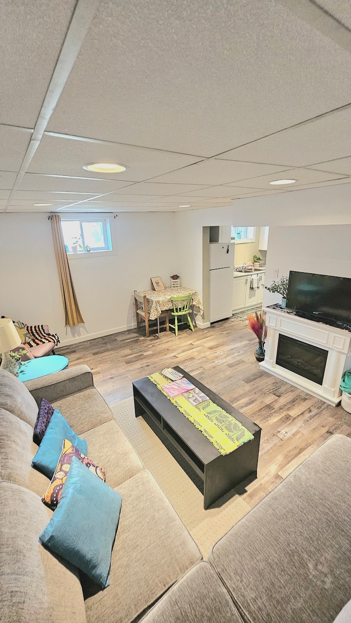 Copperhead Hideaway Private 1bdm 3beds Pets Ok - Saint-Albert