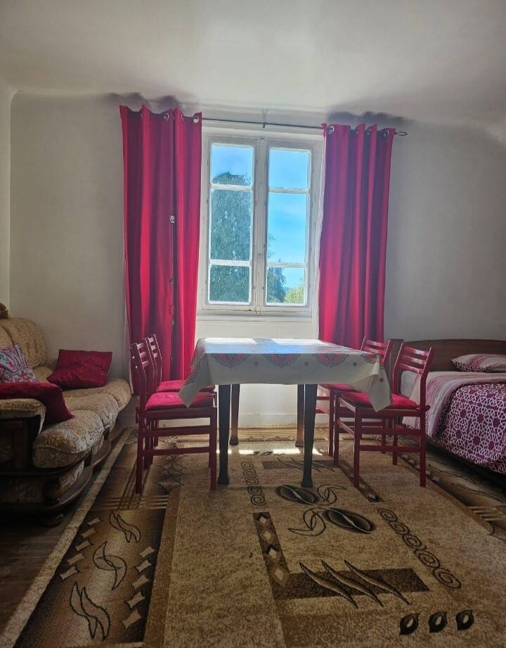 Chambre Familiale - Peyrat-le-Château