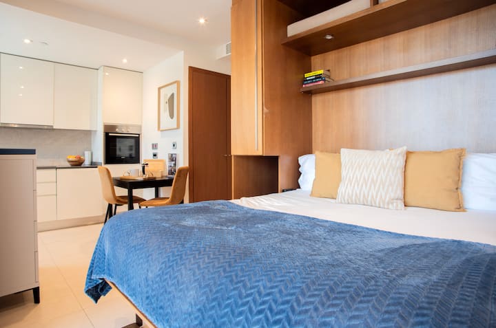 Westone - Deluxe Studio With Sea Views - Gibraltar