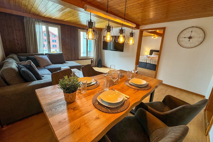 City Center View Apartment 2 - Interlaken