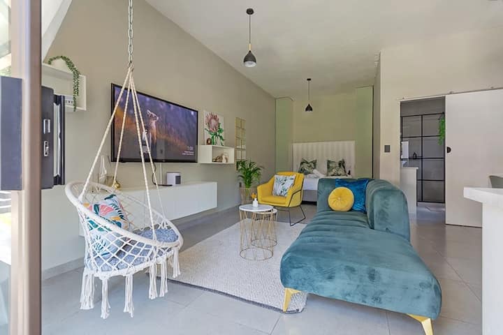 Luxury Apt Walk 2melrosearch(18) - Alexandra, South Africa