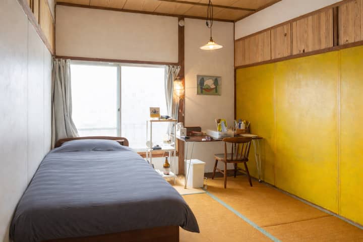 【泊まりに来れるシェアハウス】グットニートハウスの個室 - Goto