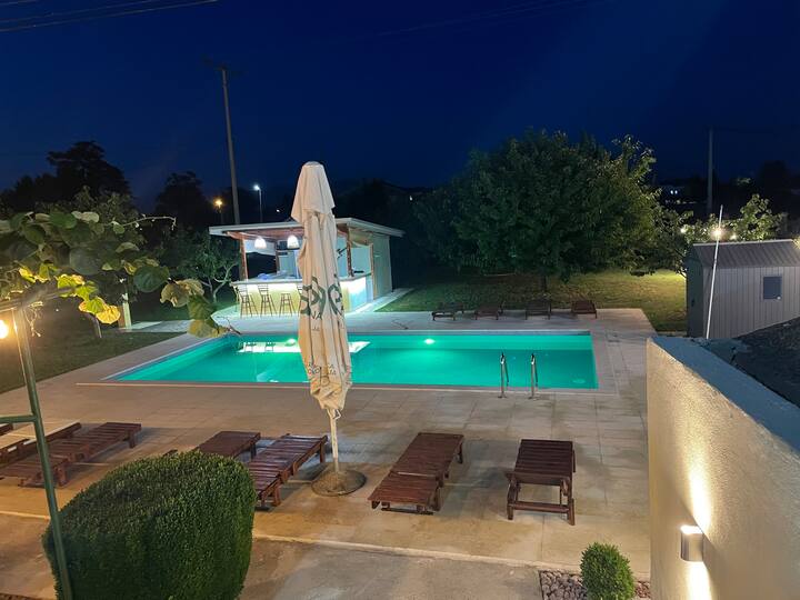 Stefhouse1 - Montenegro