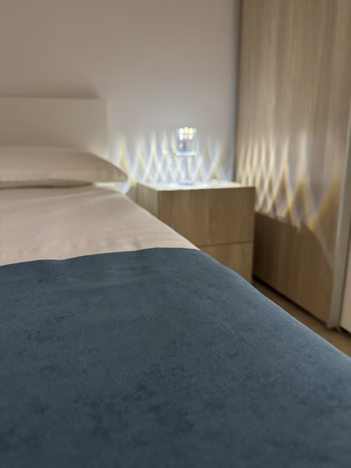 Luris Apartament Centrale Spazioso, Con Parcheggio - Himarë