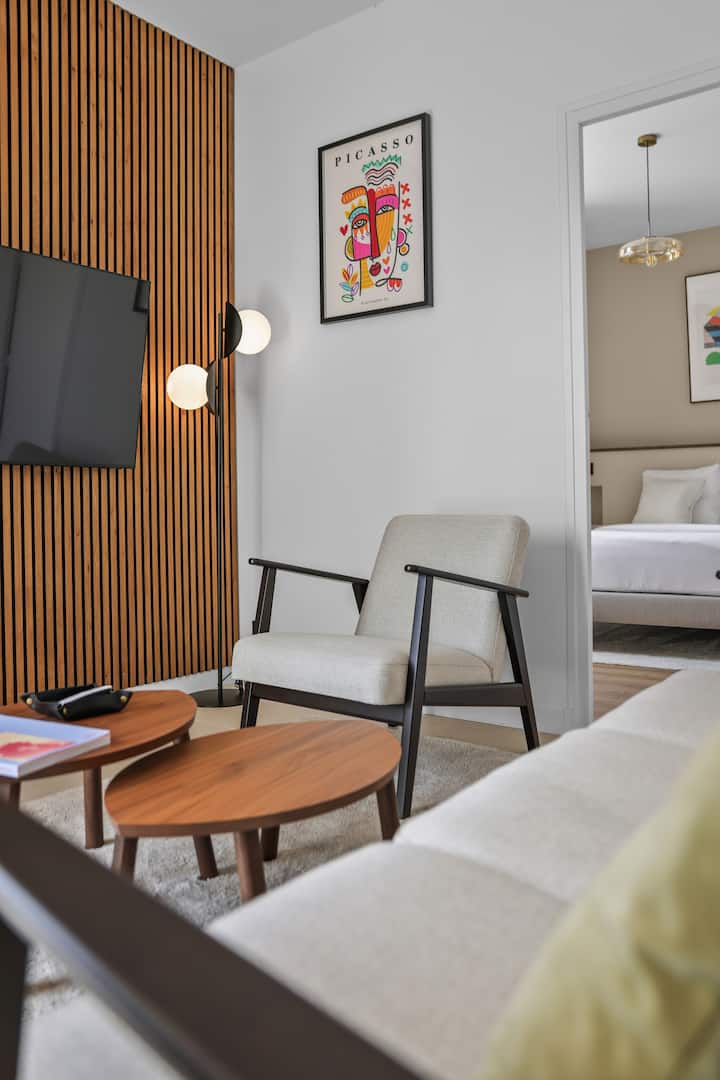 Magnifique - 2 Chambres - Au Centre De Cannes - Cannes