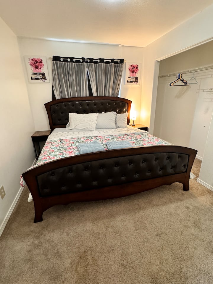 Room And Bathroom For Rent Room Number 2 - Anchorage