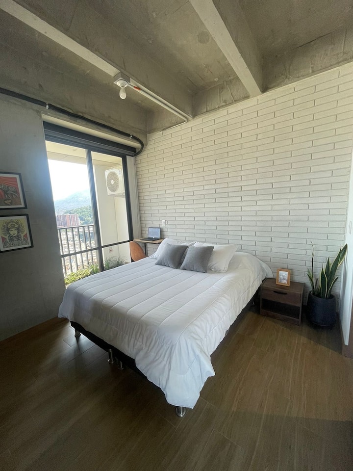 Apto Nuevo Con Vista Increíble - Medellín, Colombia