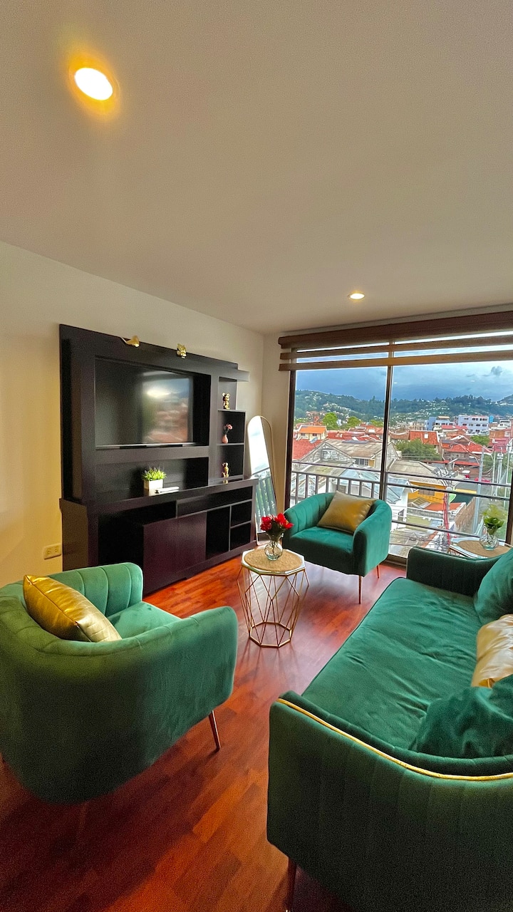 Luxury Suite | Céntrico • Increíble Vista + Garaje - Cuenca
