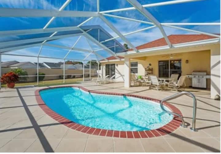 Home With Private Pool, Tierra Grande Villas - Lake Weir, FL