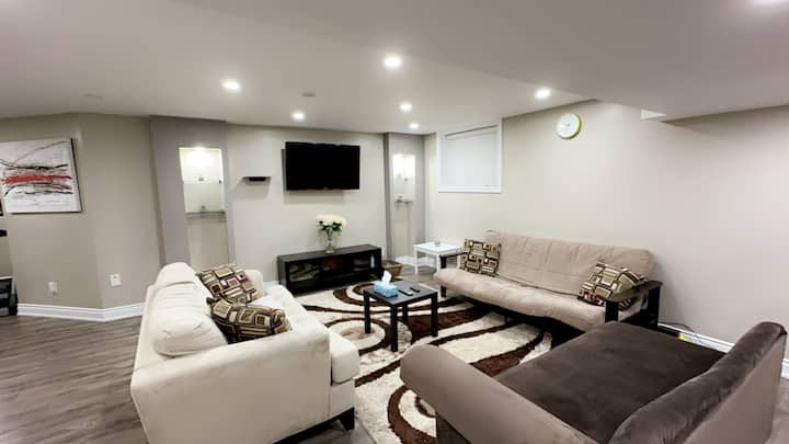 Unwind: Sleek Contemporary Unit & Tranquil Oasis - Port Elgin