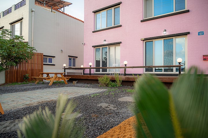 애월이우다,한팀만을위해준비된프라이빗독채별장,침실3,화장실3 - Jeju-si