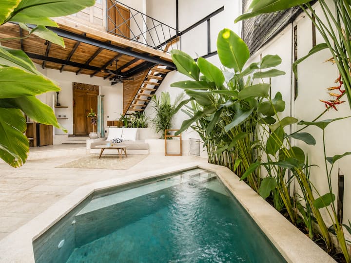 Luxurious 1-br Villa With Pool, 800m To Echo Beach - Indonesia