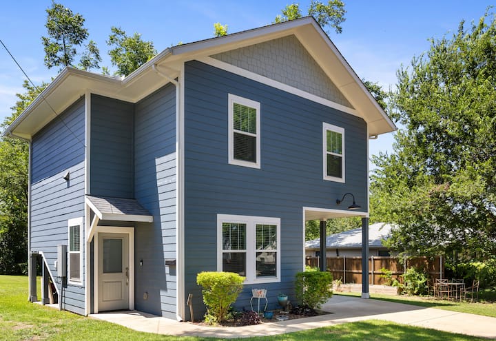 Furnished 2b 1.5ba W/laundry .5mi To Downtown - McKinney, TX
