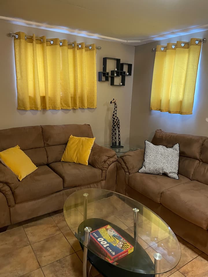1 Bedroom Entire Apartment - Thunder Bay