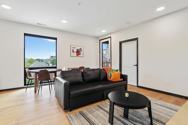 Cozysuites Mass With Lounge And Roof Deck #2 - Irvington Historic District, IN