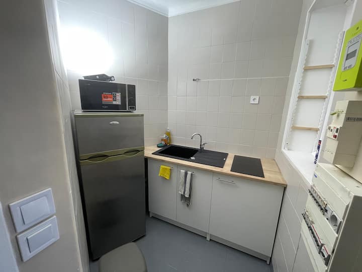 Appartement En Face De Gare/tram - 10min Paris/cdg - Le Bourget