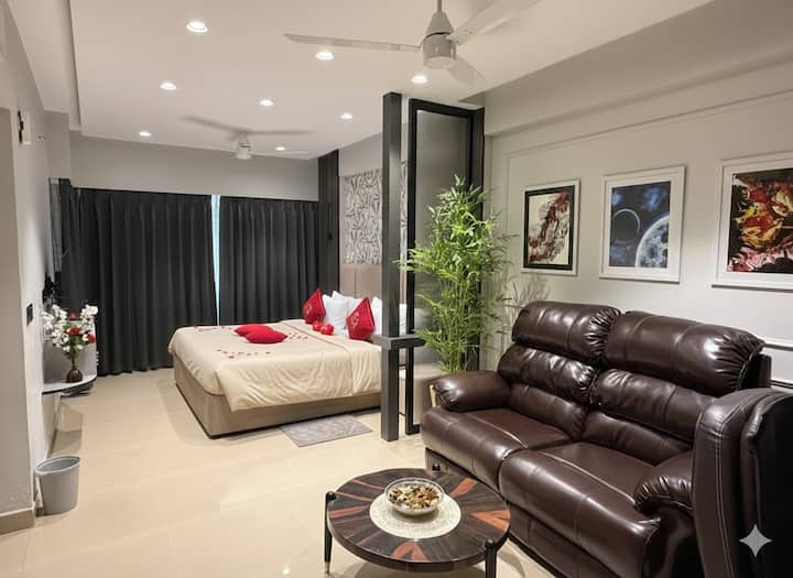 Urban Nest Appt. | Near Metro, It Park & Expo Mart - Noida