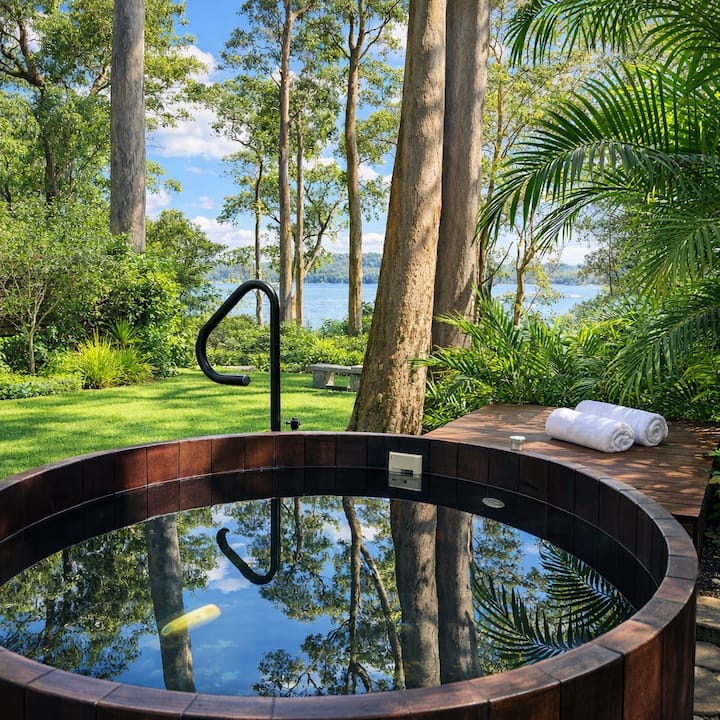 Garden Escape With Hot Tub And Stunning Water View - 스코틀랜드 아일랜드