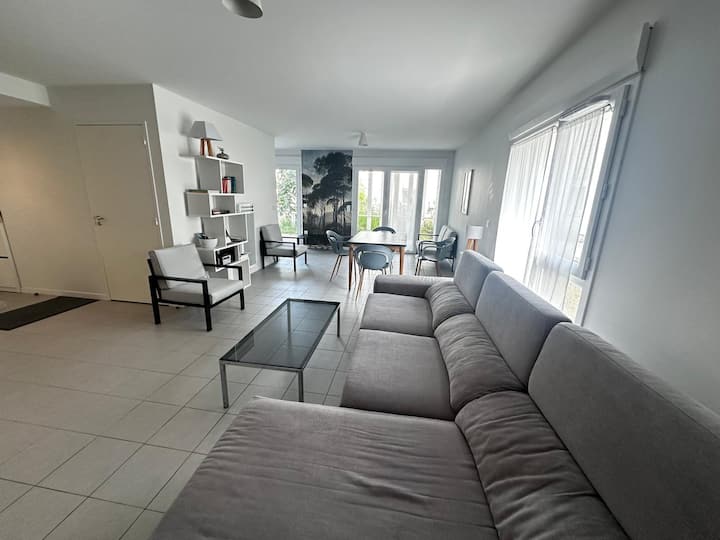 Apt Avec Terrasse Proche Front De Mer-la Rochelle - La Rochelle