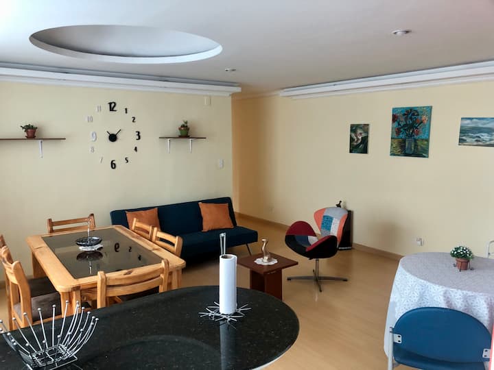 Departamento Amoblado - Quito
