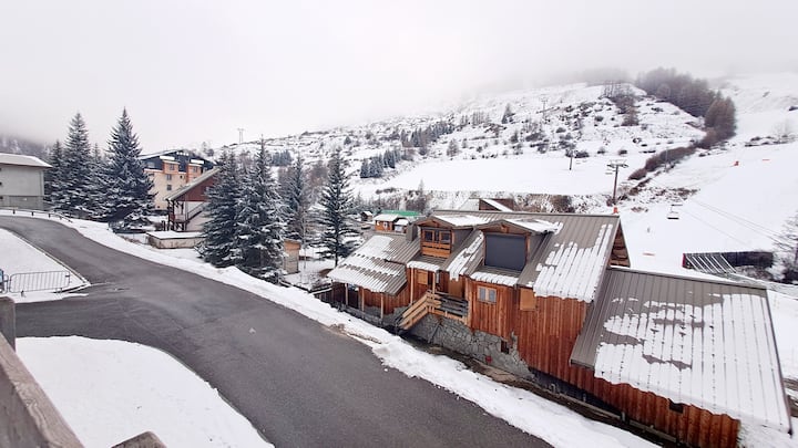 Joli T2 Piscine Chauffée, Pied Des Pistes. - Ceillac