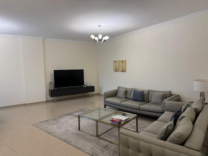 Spacious 3 Bedroom Apartment Juffair - Bahrain
